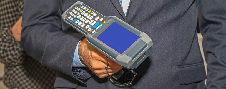 Leitor de RFID: O que é e para que serve | AFIXCODE